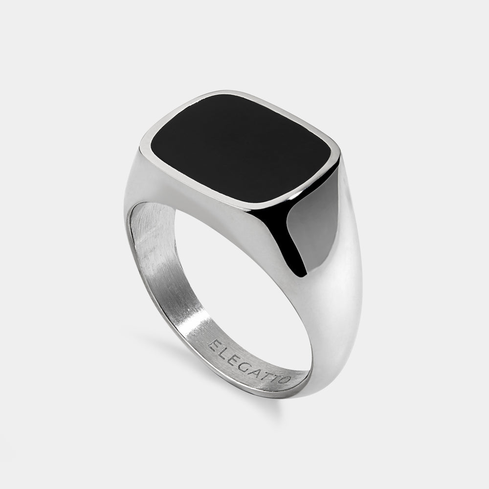 Onyx Signet Ring - 8 - Elegatto