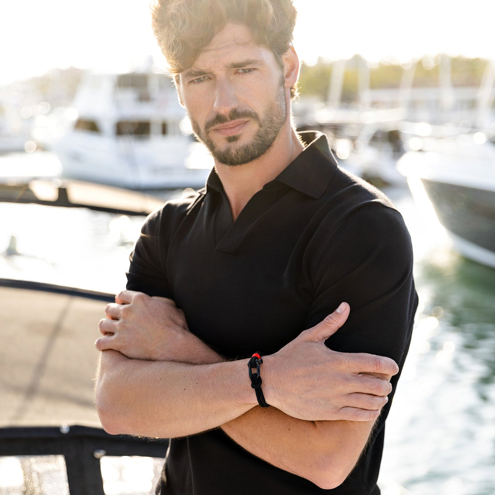 Alchor Black Bracelet - M (18cm) - Elegatto